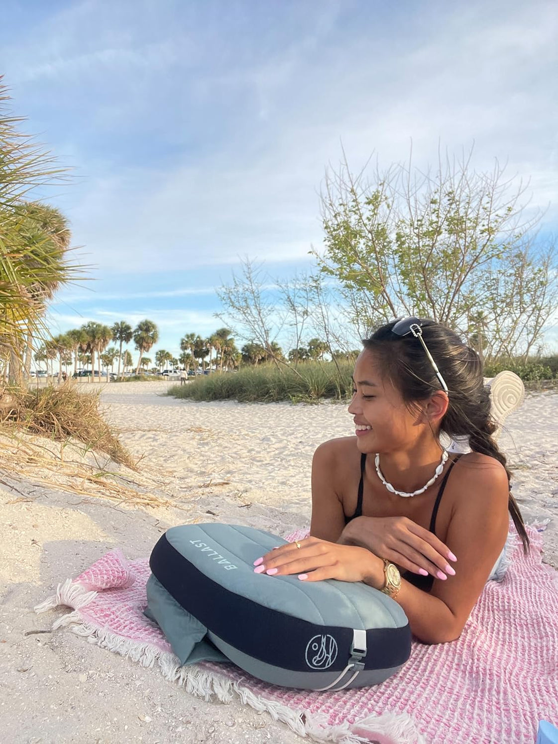 Ballast Beach Pillow | The Pillow Built For The Beach | Ballast Outdoor ...